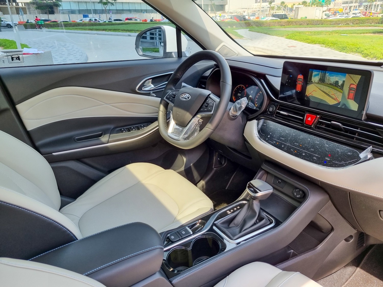 JAC JS4 for Rent in Dubai, Abu Dhabi & More | Quick Drive Rent a Car